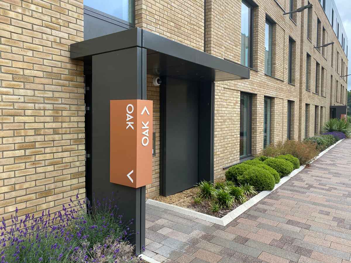 Commercial Building Entrance Canopy Design